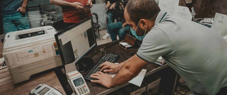 Censorship and Sanctions Impacting Iran’s Internet, Report